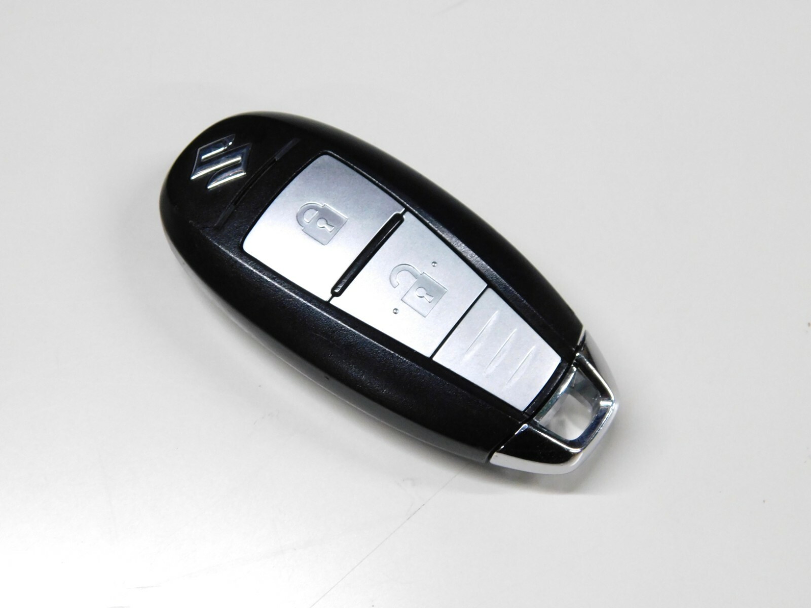 Suzuki Escudo IGNIS Swift 2 Button Genuine Smart key Remote FOB ...