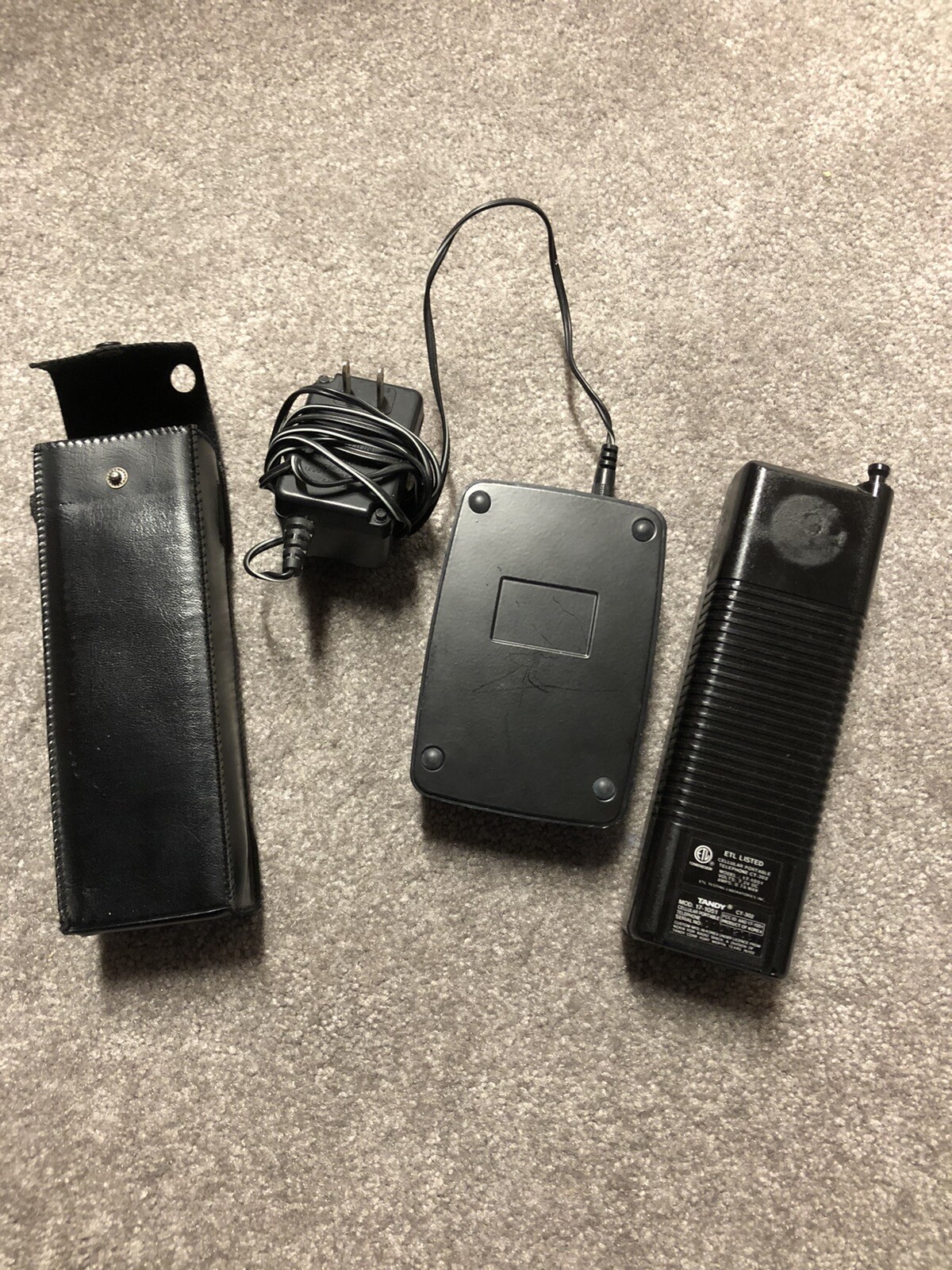 VINTAGE RADIO SHACK BRICK CELL PHONE IN WORKING CONDITION WITH ORIGINAL ...