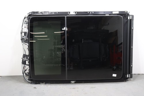 2018 - 2025 CHRYSLER PACIFICA SUN ROOF SUNROOF FRAME PANEL W/ GLASS OEM ...