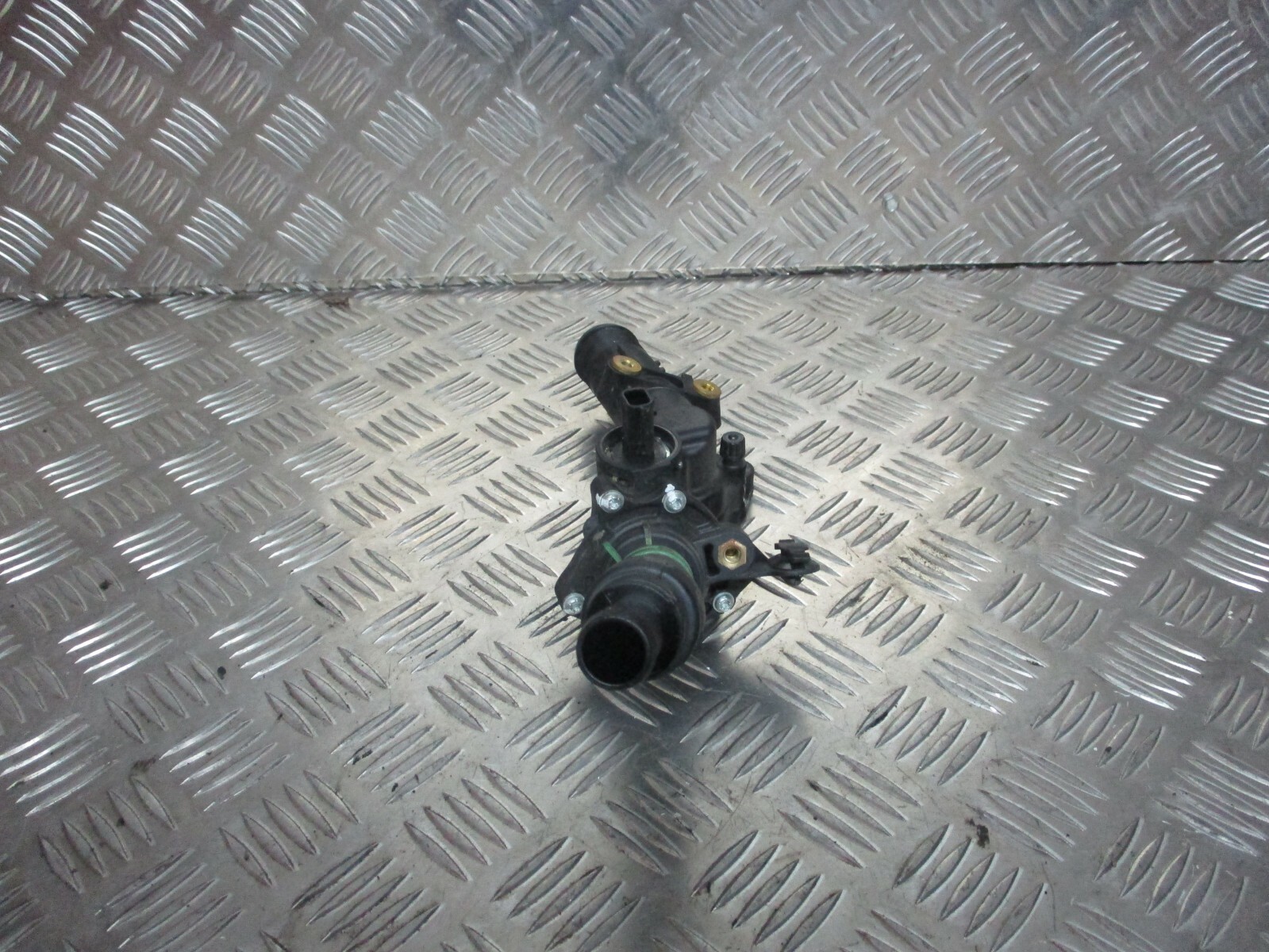 2015-18 RENAULT CAPTURE THERMOSTAT HOUSING 110602770R GENUINE OEM | eBay UK