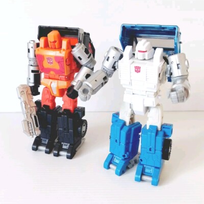 Transformers Generations Golden Disk Collection Autobots Road Ranger ...