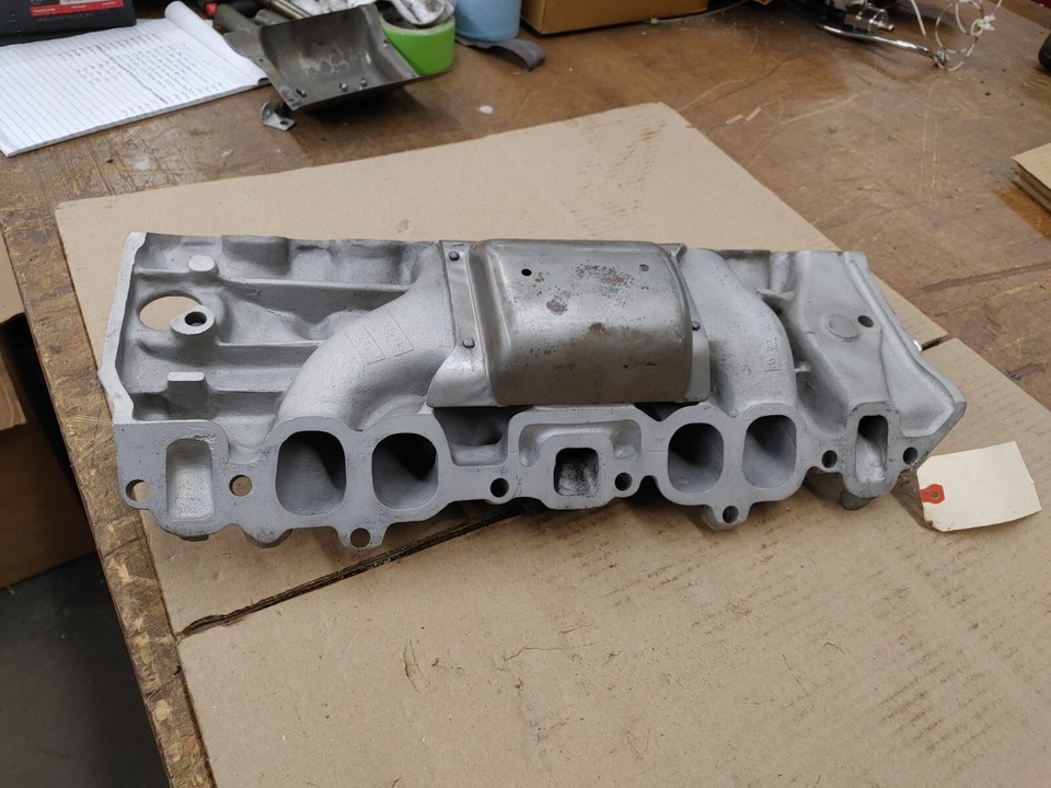 1968 1969 Corvette 427 400HP Oval Port Tri-Power Intake 3937795 795 9 ...