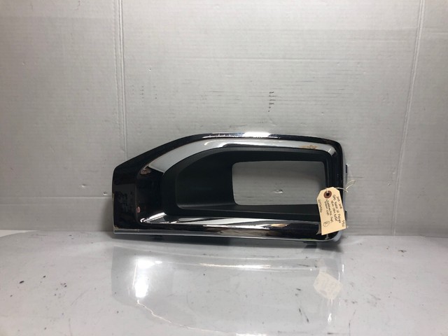 GMC Yukon Denali OEM Fog Lamp Bezel Trim LH Left 22936426 for sale ...