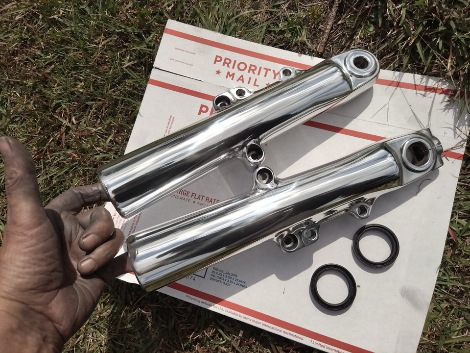 Harley lower legs front forks & new seals FLH/FLT FLHR/FLHRI POLISHED ...