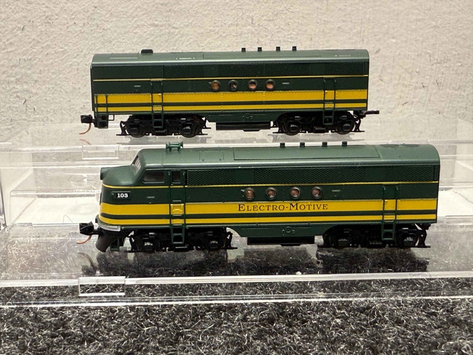 Micro-Trains N Scale 992 00 121 EMD FT A/B Electro Motive Diesel - 103 ...