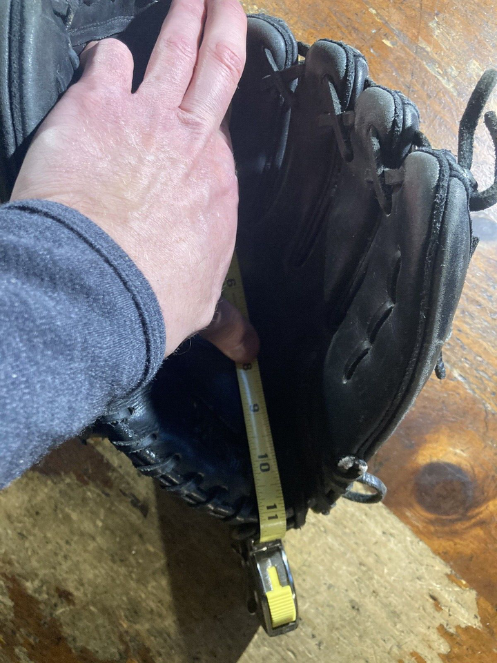 Wilson The A2000 L Mens Infielder/Pitcher Pro-Stock Baseball Glove ...