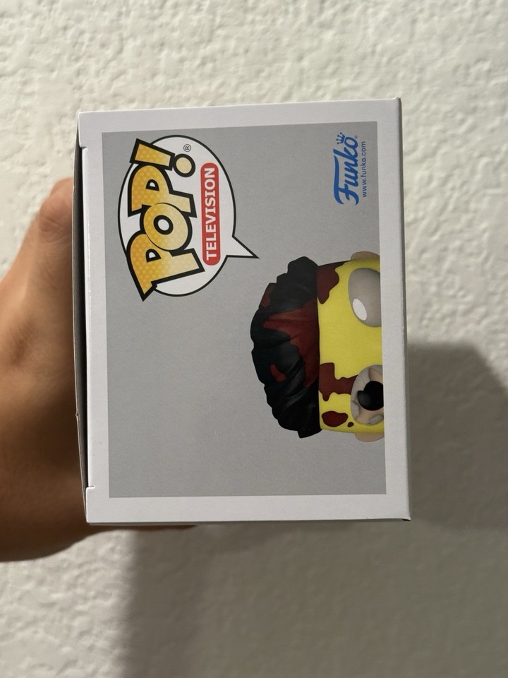 Funko Pop Invincible Bloody #1502 FUNKO Specialty Series EXCLUSIVE ...