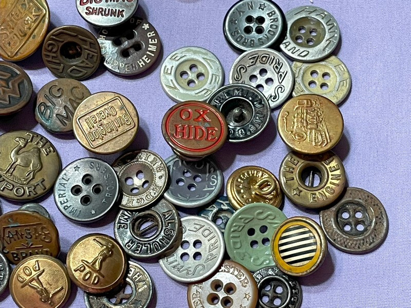 42 ANTIQUE WORK VERBAL BUTTONS BRASS ZINC BUTTONS RAILROAD OVERALLS ...