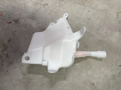 Genuine Toyota OEM Washer Fluid Reservoir 85315-04050 | eBay