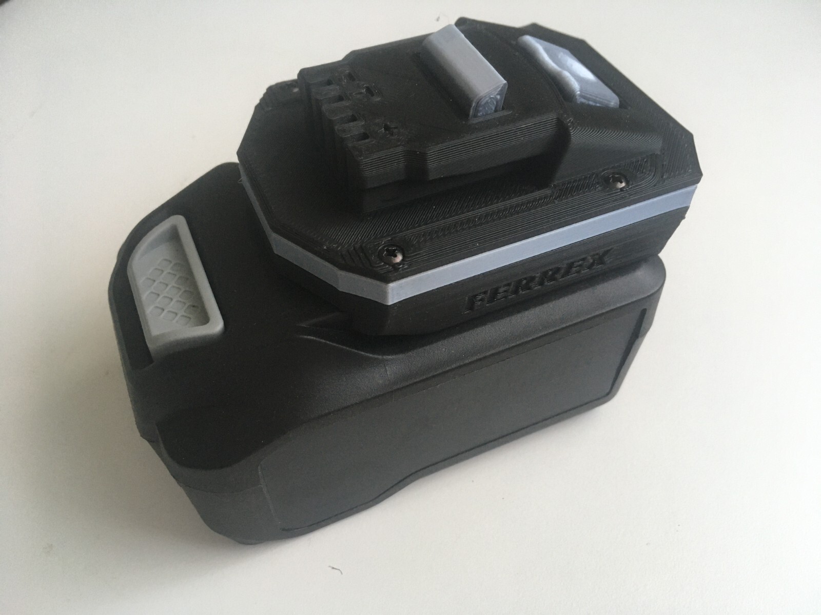 Ferrex 20/40V Battery to Ferrex 18V Tool Adapter with Fast Charging USB ...