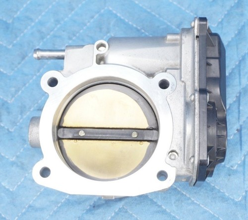 Genuine Lexus Toyota Throttle Body 22030-38020 OEM | eBay