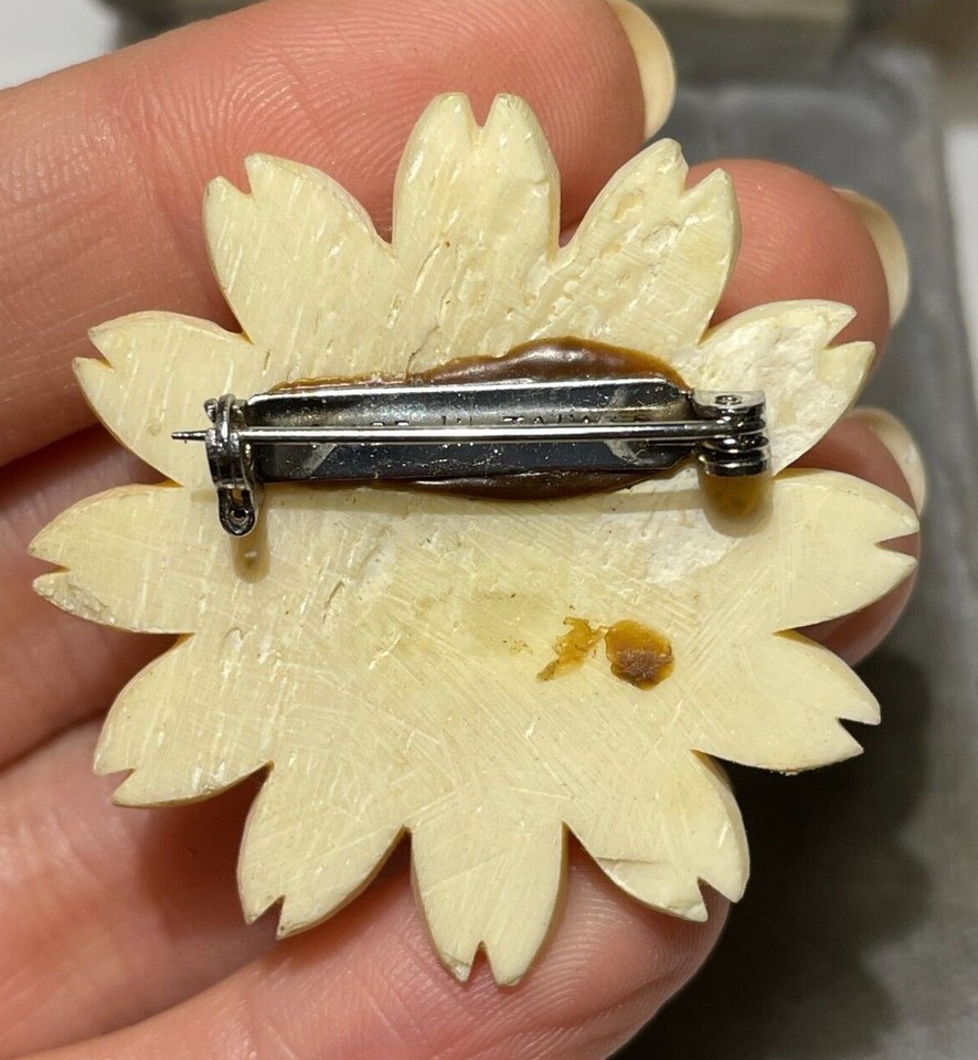 Vintage Old Celluloid Plastic Carved Hand Made Sunflower Flower ...