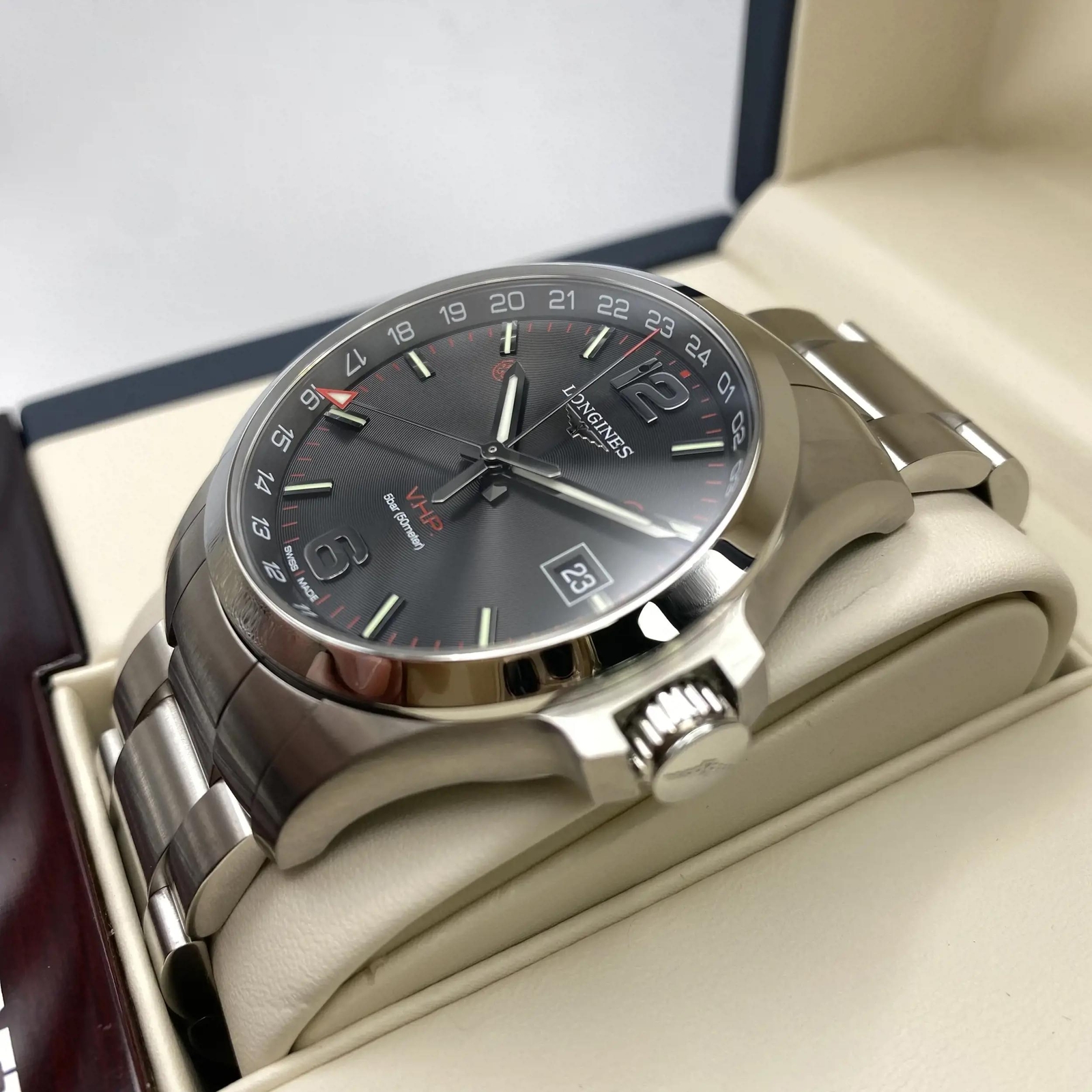 Longines Conquest V.H.P. GMT 43mm Steel Black Dial Quartz Watch L3.728 ...