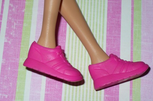 Mattel Barbie Doll Shoes ~ Fashionistas ~ Fashion Fever ~ PINK SNEAKERS ...