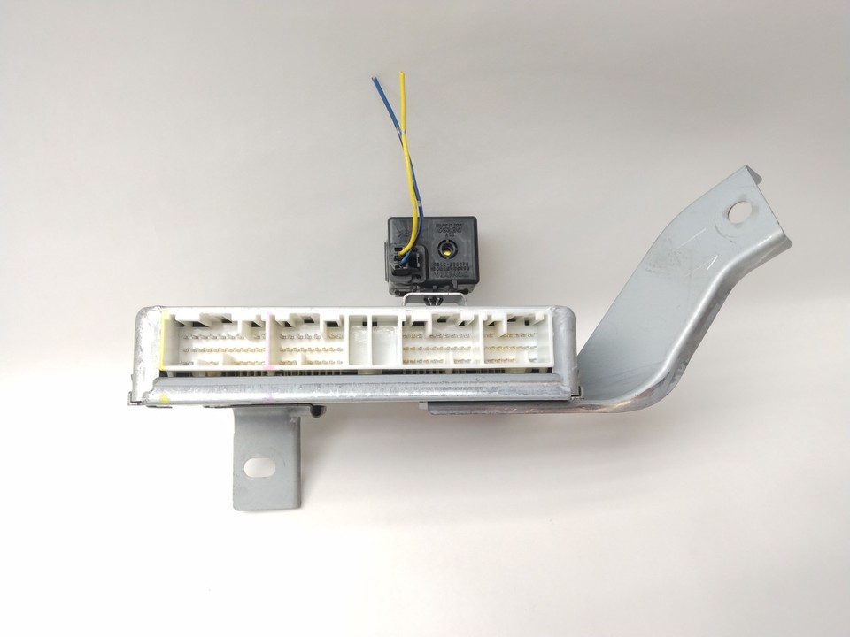 Toyota 4Runner 2001 2002 ABS VSC TRC Traction Control Module 89540 ...