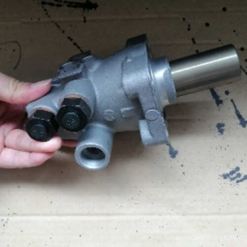 1 Pc Brake Master Cylinder 47207-37060 For TOYOTA DYNA 250 400 COASTER ...