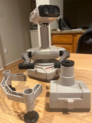 Nintendo NES R.O.B. Rob the Robot Robotic Operating Buddy | eBay