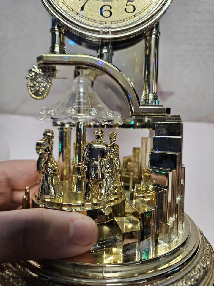 Rhythm Quartz Clock Rotating Dancing Couples Clock *WORKING* | eBay