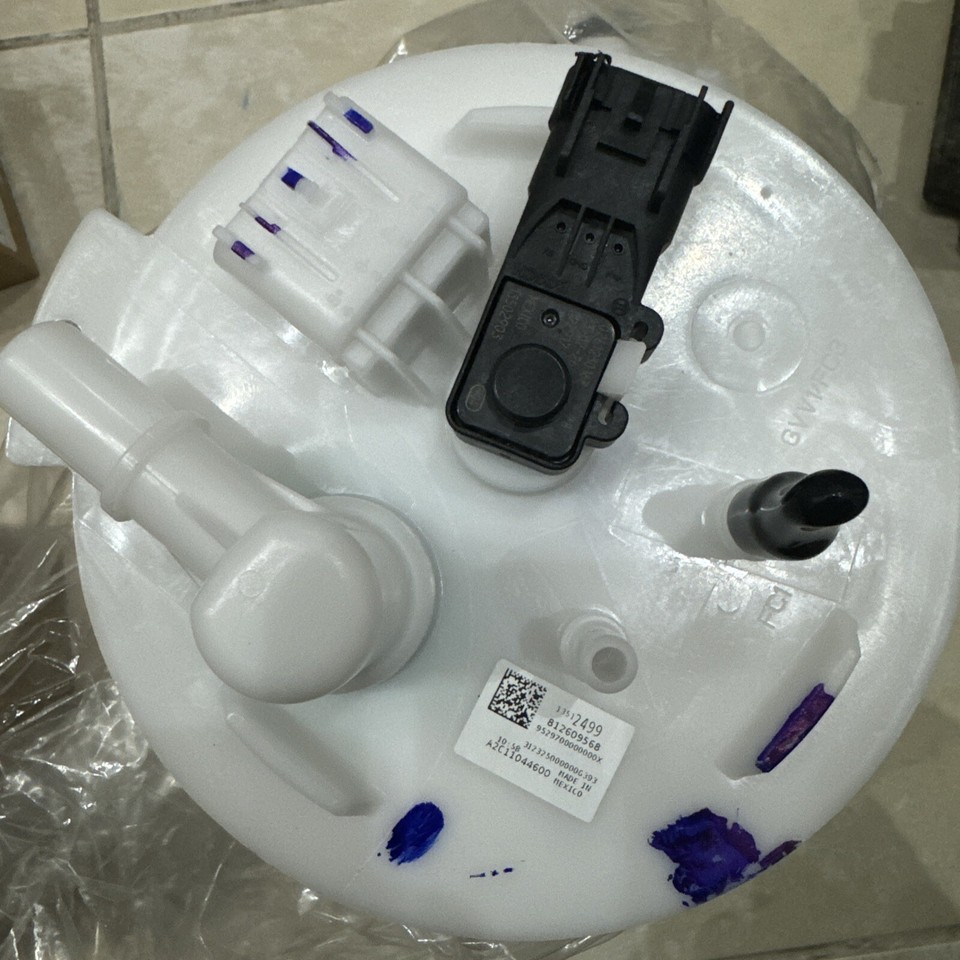 Genuine GM Fuel Pump Module with Fuel Level Sensor 86786926 13512499 | eBay