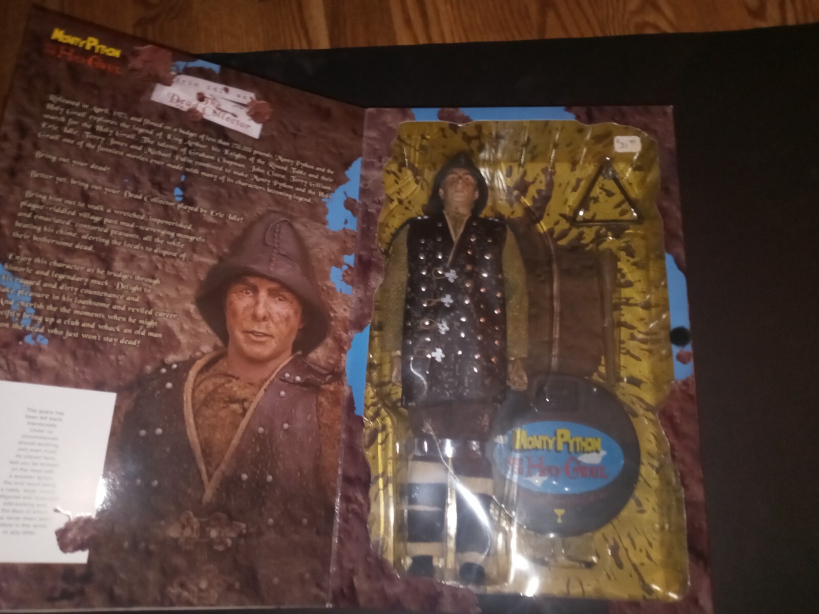 2002 Sideshow Toys MONTY PYTHON and the Holy Grail THE DEAD COLLECTOR ...