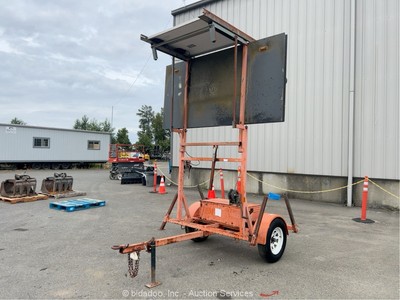 Wanco WTSP110-LSAC S/A Solar Traffic Control Arrow Sign Board Trailer ...