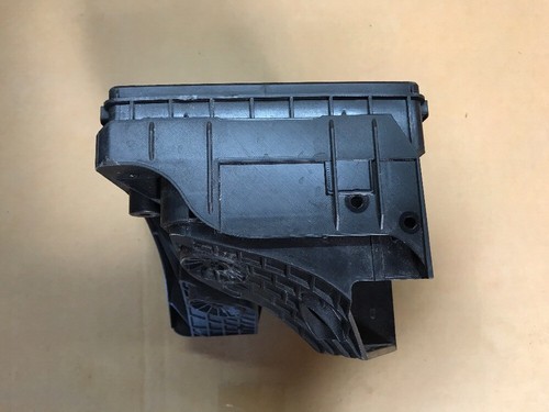 (FB204) 10 11 12 13 14 VW JETTA PASSAT FUSE BOX RELAY JUNCTION UNIT ...
