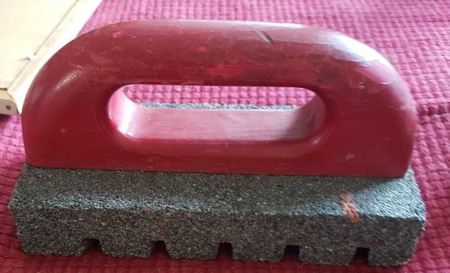 FLUTED SILICON CARBIDE RUBBING BRICK TOOL CONCRETE WORK HR 250 ...