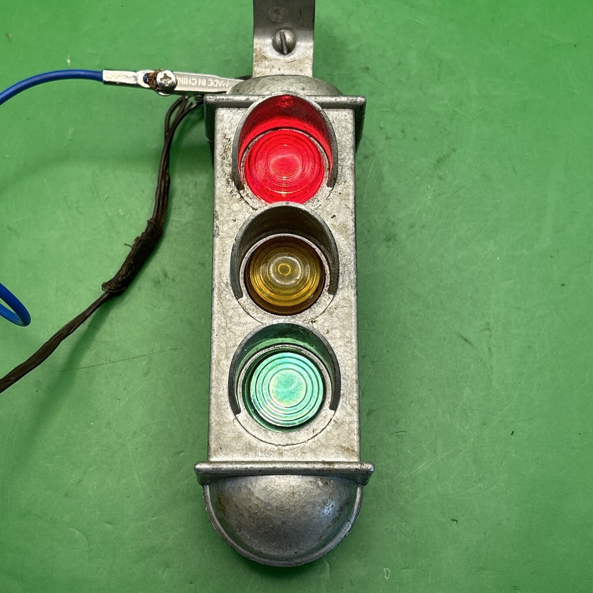 Old Traffic Signal Wiring Raspberry Pi Traffic Light Xodus Tech