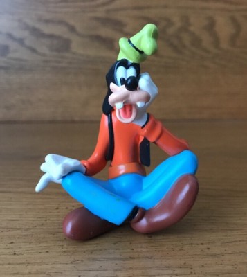 Disney Character PVC Figure Goofy Sitting Crossed Legs 3.5" | eBay