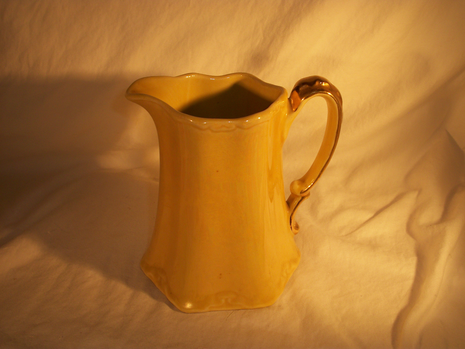 ACME CRAFTWARE USA solid ceramic Creamer cup, yellow, warranted 22K ...