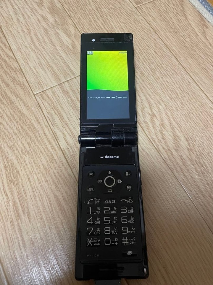 NTT Docomo P-10A black Japanese Flip Phone Garake Keitai Cell phone ...