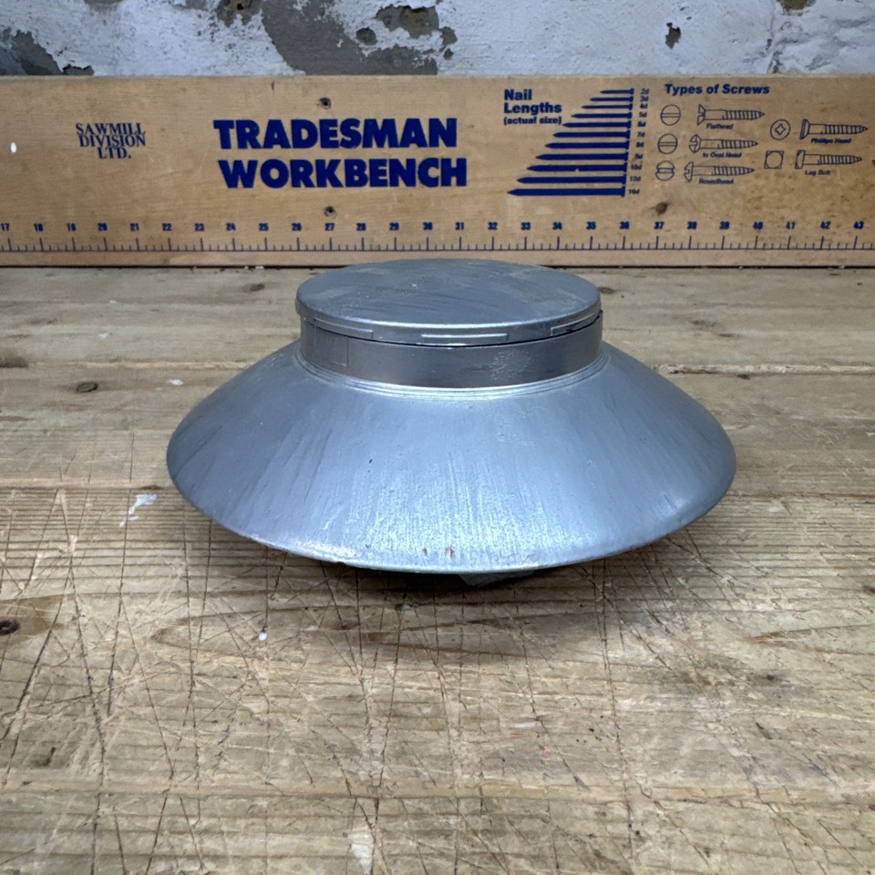 1968 "THE INVADERS" Roy Thinnes AURORA #813-150 "UFO" MODEL KIT Built ...