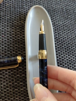 Mario Valentino Fountain Pen – Boxed – Black & Gold – Steel Nib | eBay UK