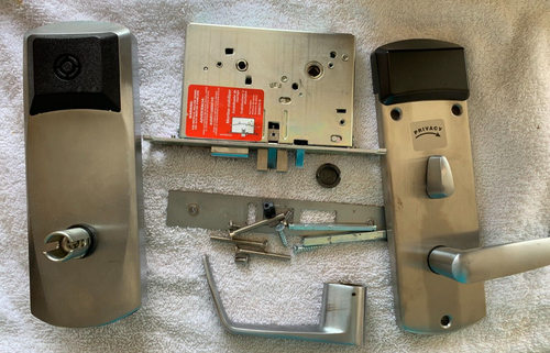 Dormakaba 790 RFID BLE Electronic Hotel Room Lock Chrome USED F79-10K031N-626 | eBay