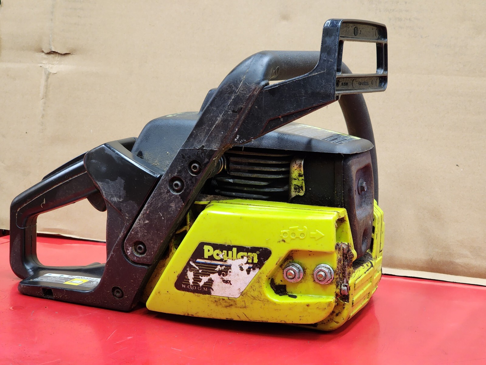 POULAN 2250 CHAINSAW GR8 PARTS SAW TURNS CLEAN GOOD COMP & HAS SPARK CS ...