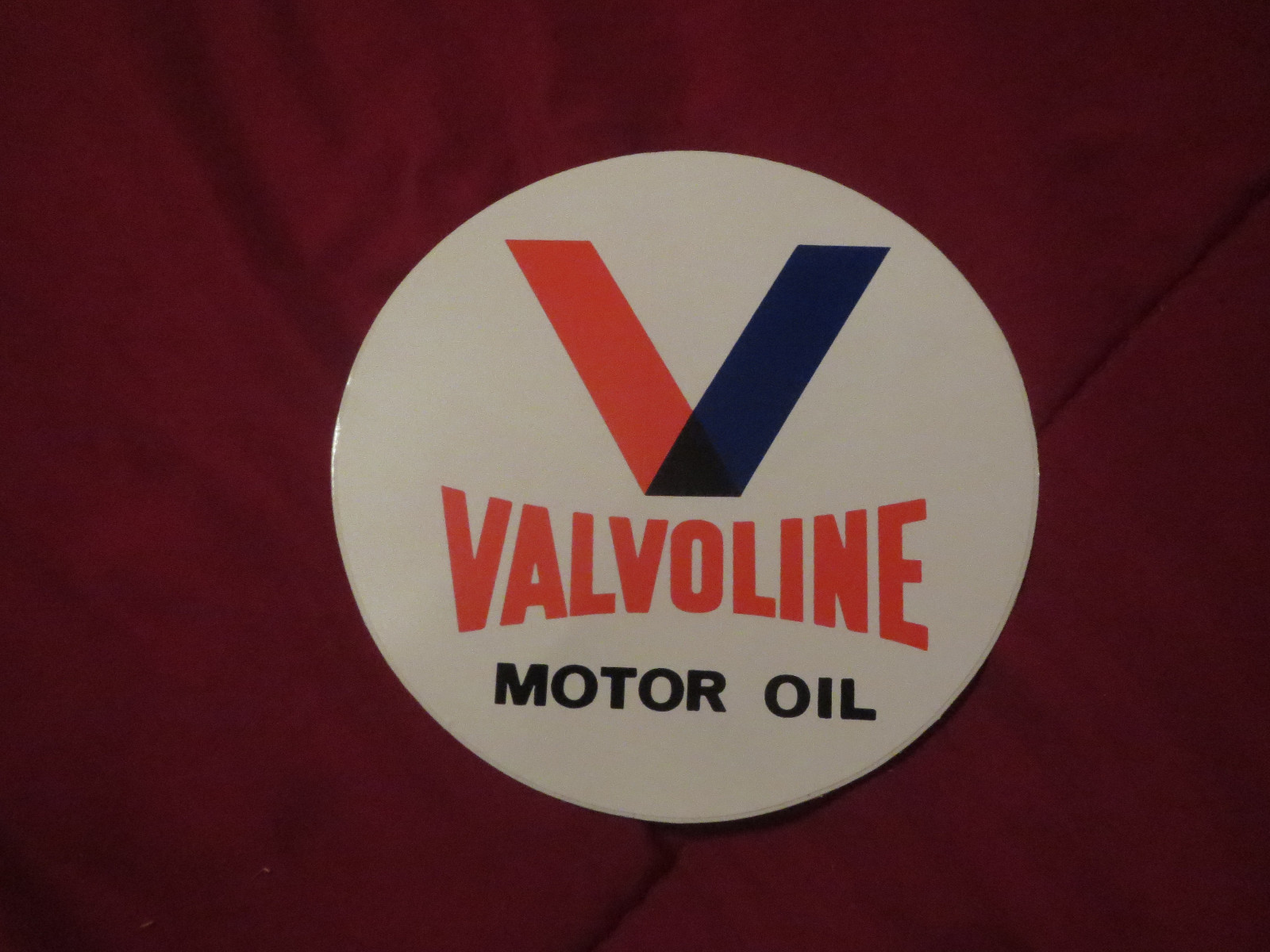 VALVOLINE MOTOR OIL VINTAGE V LOGO RACING AUTOMOTIVE FENDER QUARTER ...
