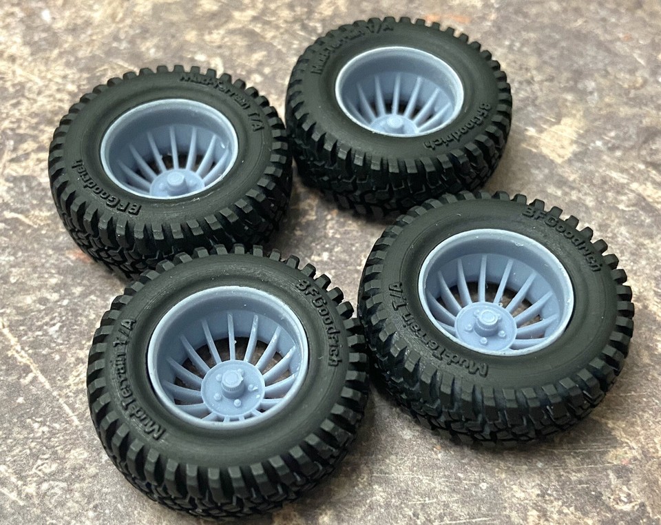 1/24 Scale: 18-Inch “Off-Road Western Cyclone” Wheels W/ Mud Tires;Jeep ...