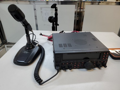 YAESU FT-450 HF ALL Mode Transceiver & Yaesu md-100 desktop microphone ...