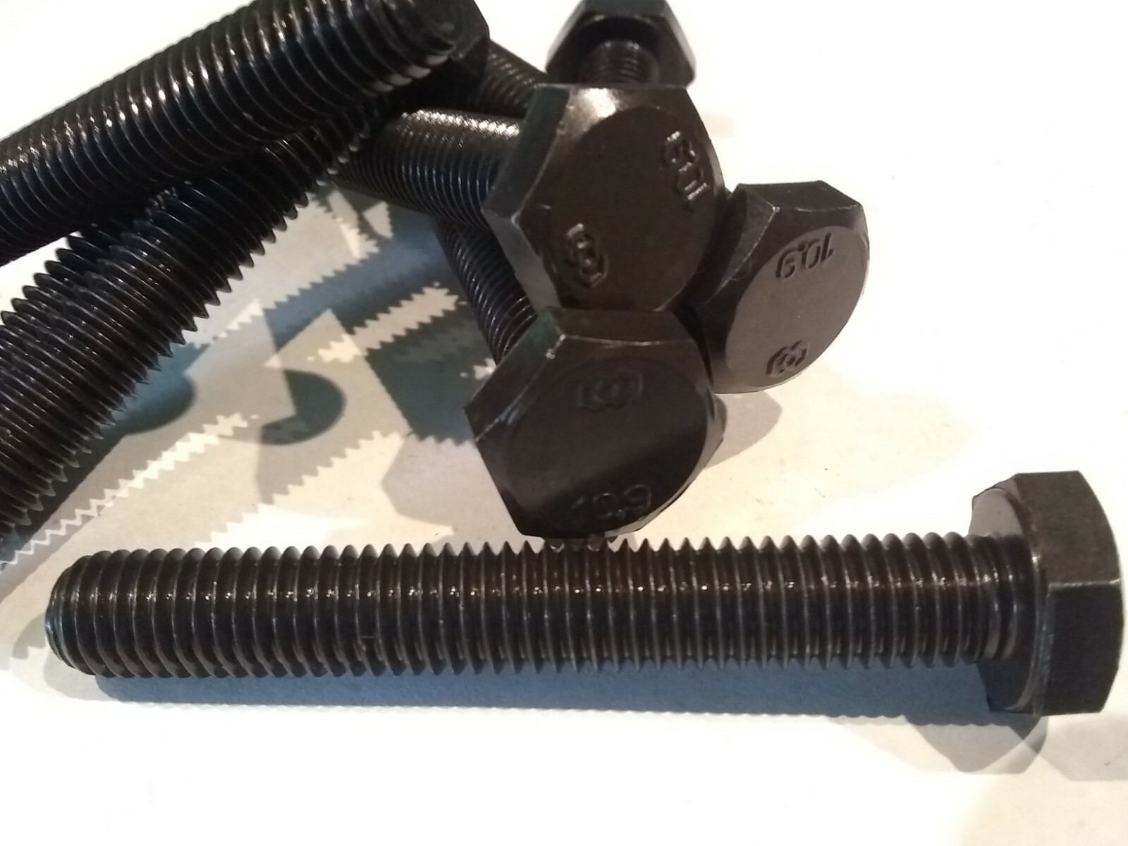 (2) M10-1.5x70 Metric Hex Bolts Grade 10.9 Europa Asia US auto M10x70 ...