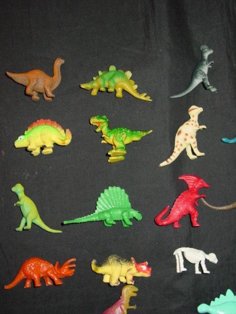 Lot of (23) Vintage & Other DINOSAURS - Mini Plastic Rubber Jurassic ...