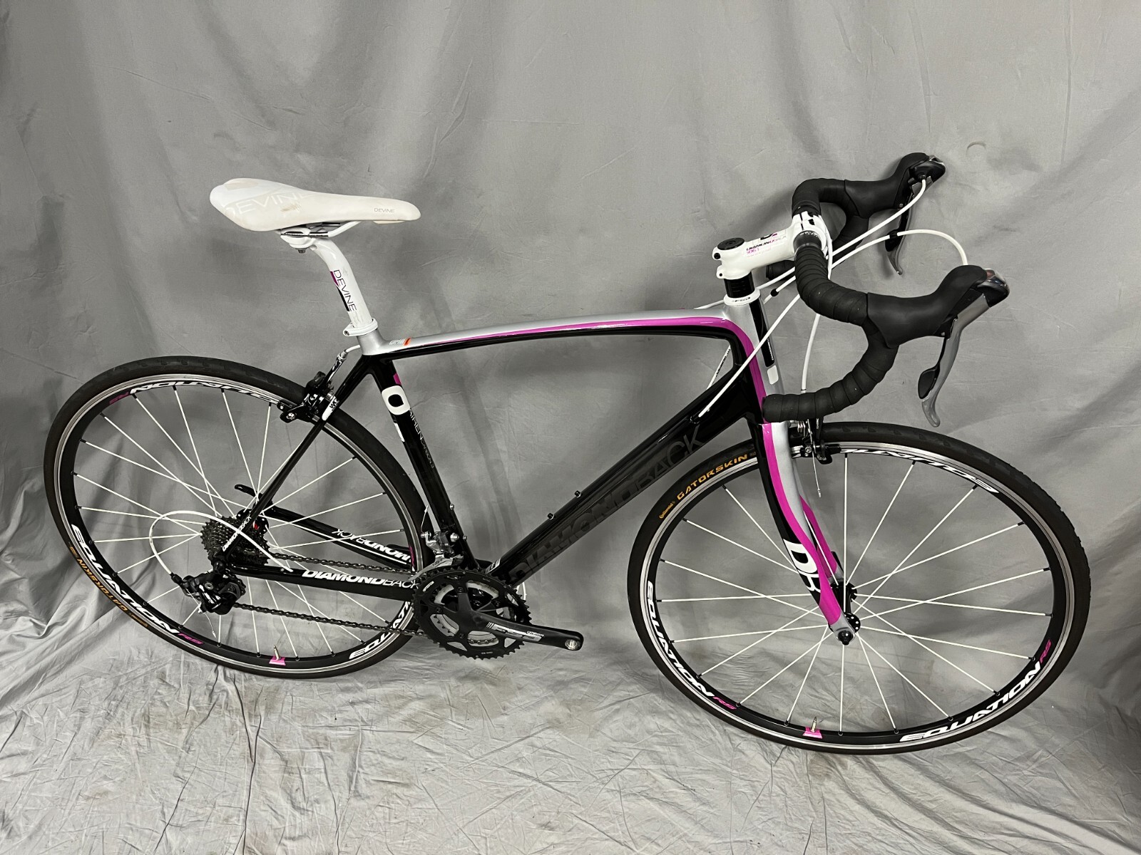 Diamondback Devine Airen Carbon 3 Road Bike 54cm 105/Tiagra Mix 2x10 ...