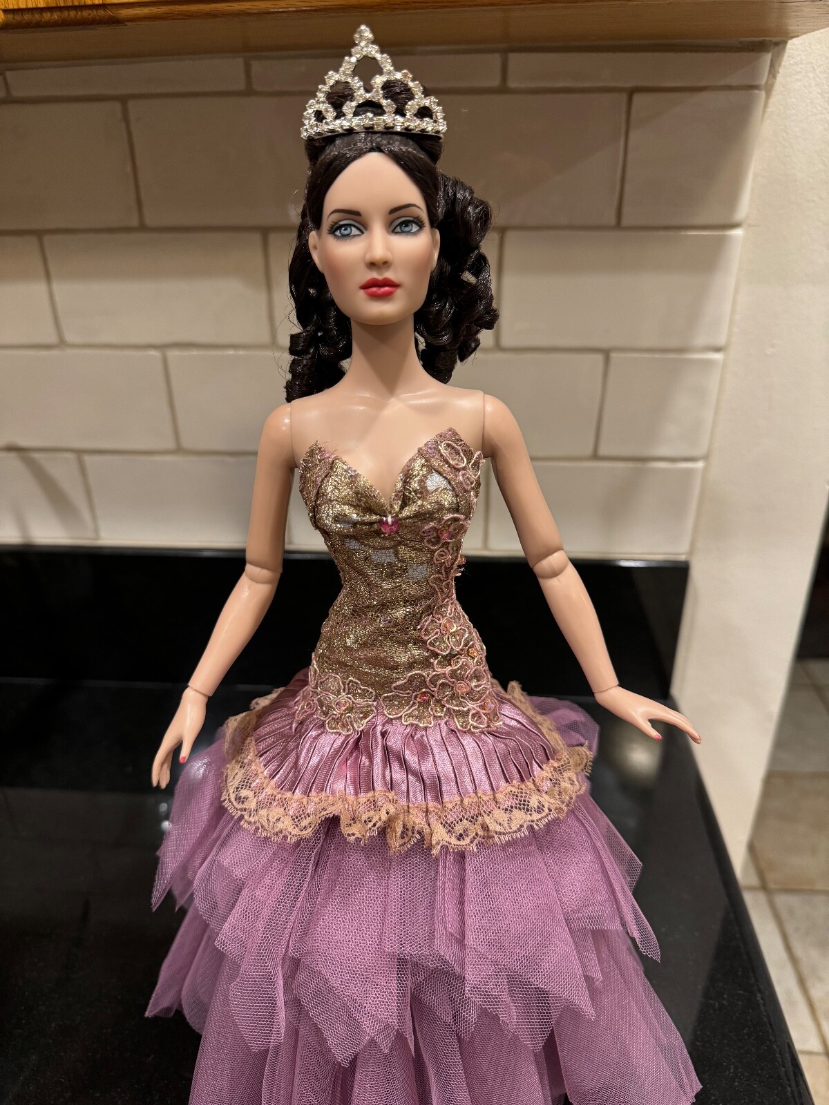 Tonner Alice in Wonderland Queen of Hearts Doll Redressed | eBay