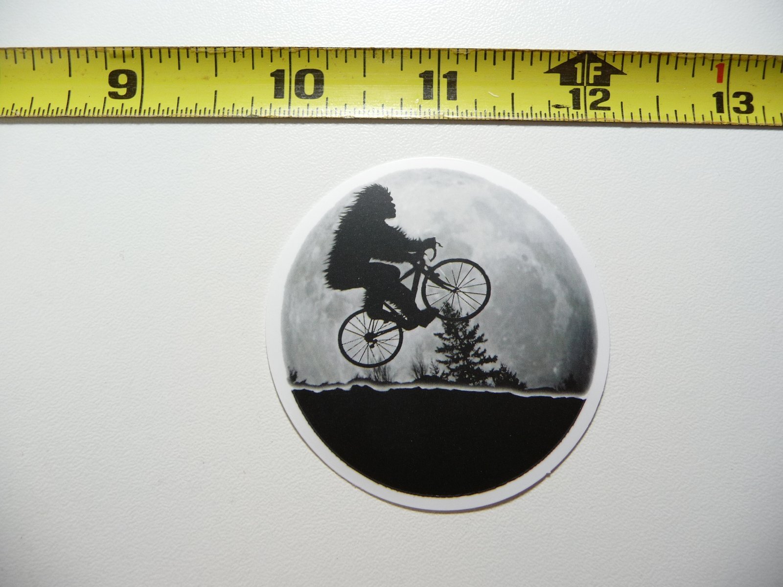 BIGFOOT SASQUATCH RIDING BIKE ET MOON DECAL STICKER FUNNY ANIMAL EXIST ...