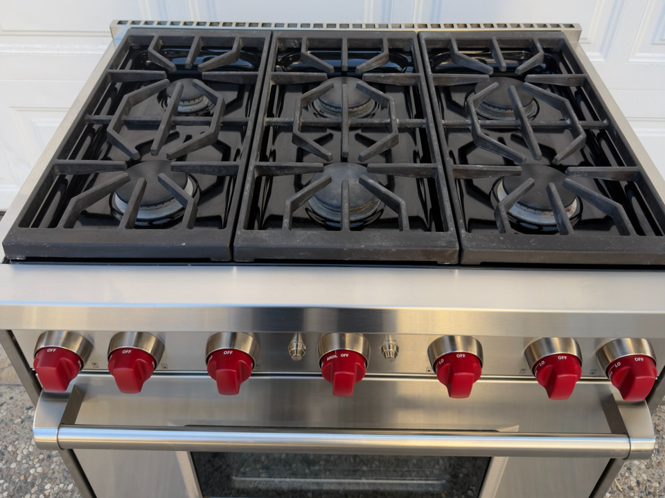 Wolf GR366 -Natural GAS- 36" Professional All Gas Range Oven 6 Burner ...