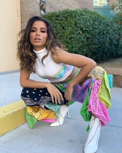 BEAUTIFUL ANITTA 8X10 Glossy Photo | eBay