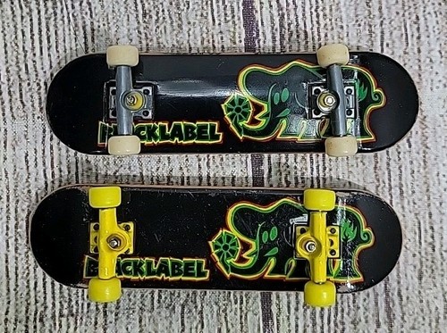 (2) Vintage TECH DECK Black Label Elephant Skateboard Fingerboard | eBay