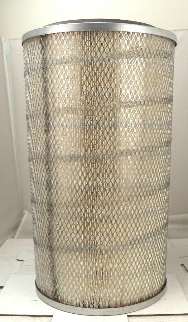 AF4058: Fleetguard Primary Air Filter