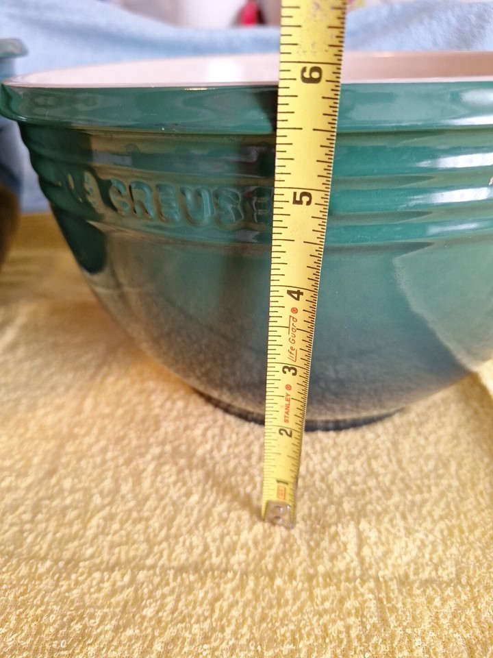 Le Creuset Green Nesting Mixing Bowl Set Of 2 - LG. XLG. | eBay
