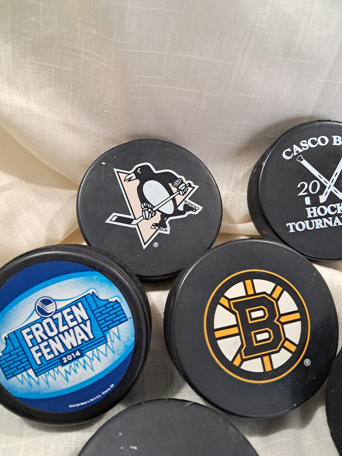 Lot of 10 Professional Hockey Teams Pucks NHL VINTAGE PUCK RARES VWX | eBay