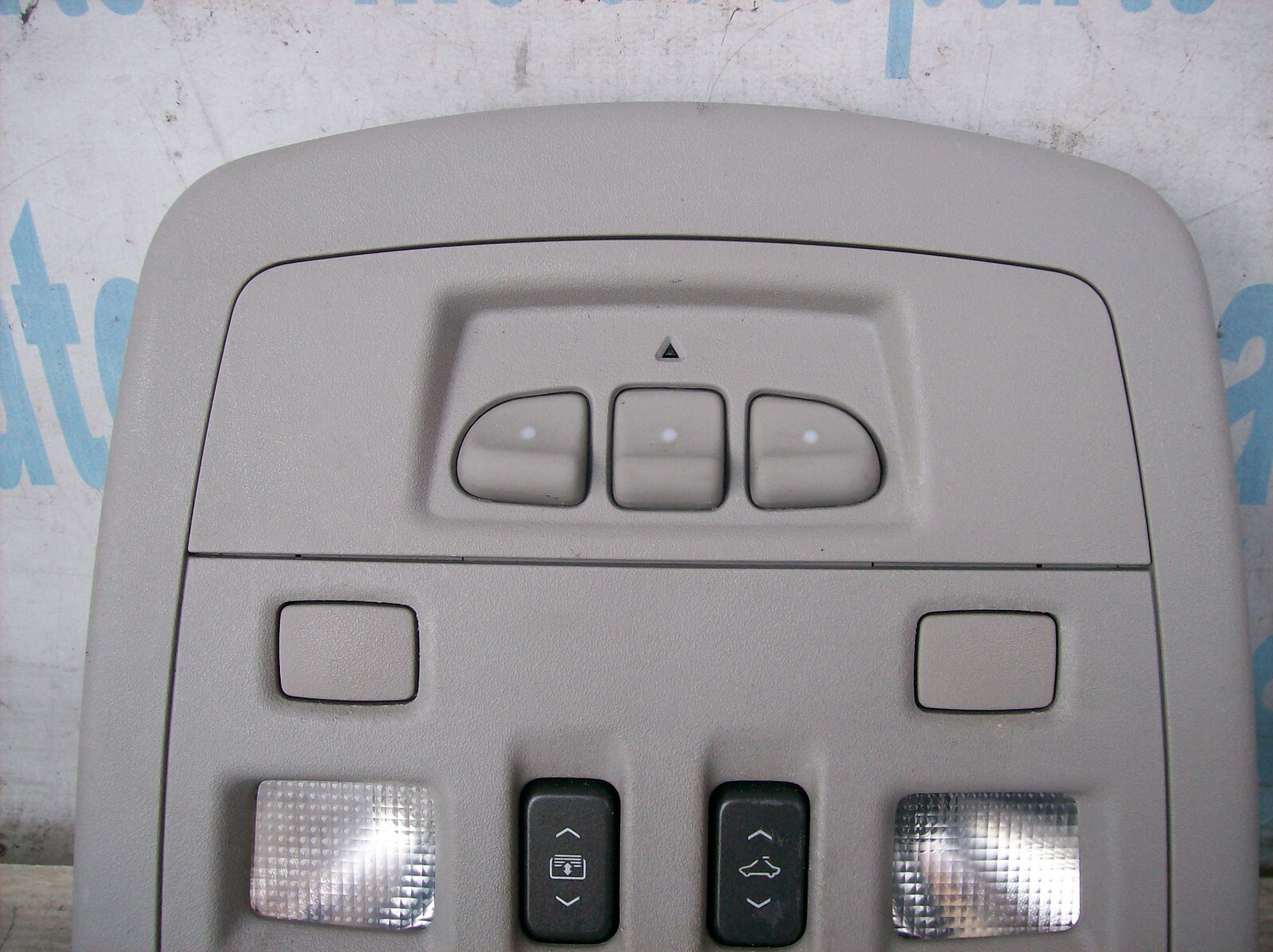 08-13 CADILLAC CTS OVERHEAD MAP DOME LIGHT W/ HOMELINK & SUNROOF SWITCH ...